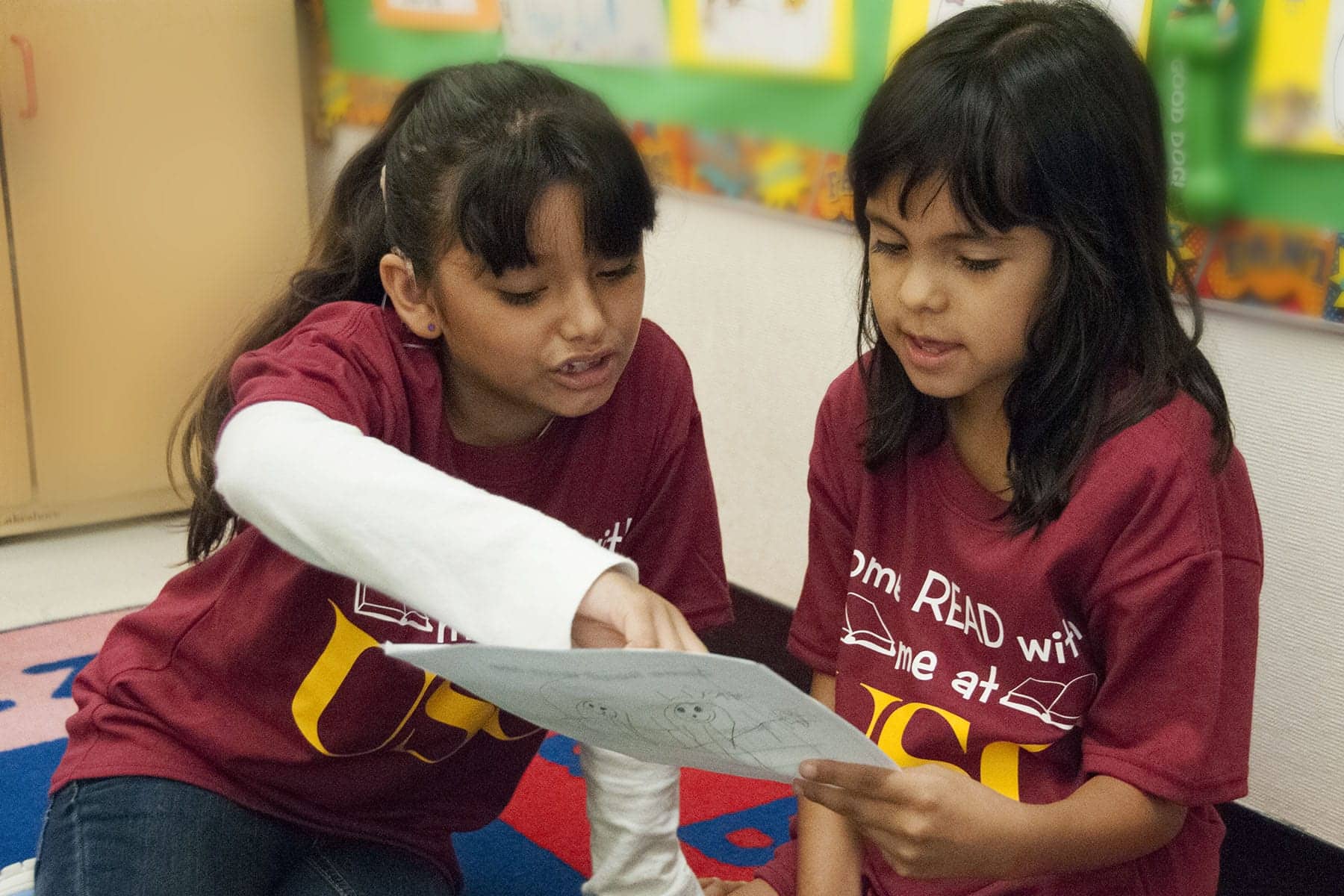 USC Program Helps Develop Literacy for Deaf Children from Bilingual Homes