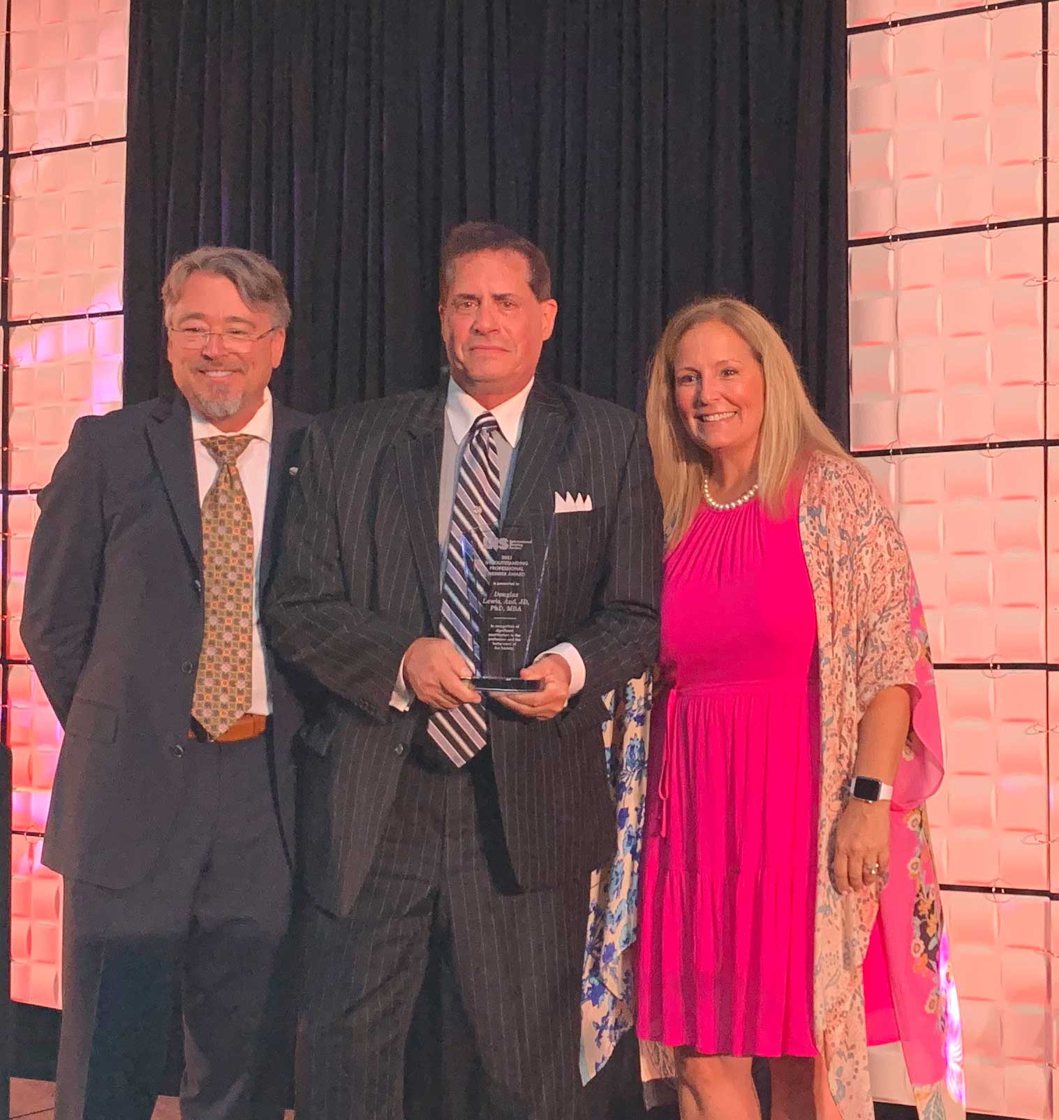 IHS 2021 Convention in San Diego | The Hearing Review – a MEDQOR brand